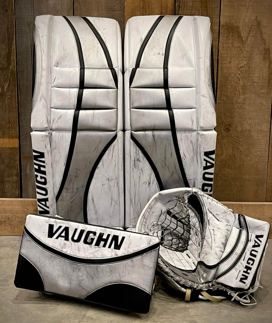 NHL Custom Collaborations – Second String Leather Company